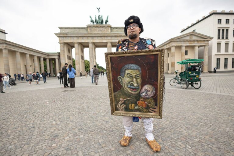 Russian cartoonist Semyon Skrepetsky shot dead in the street ...